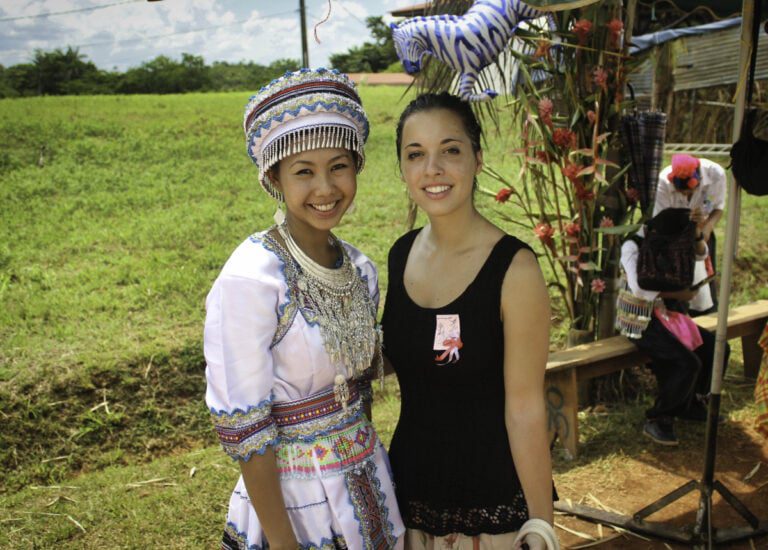 Cacao Village : Explore Hmong traditions and culture